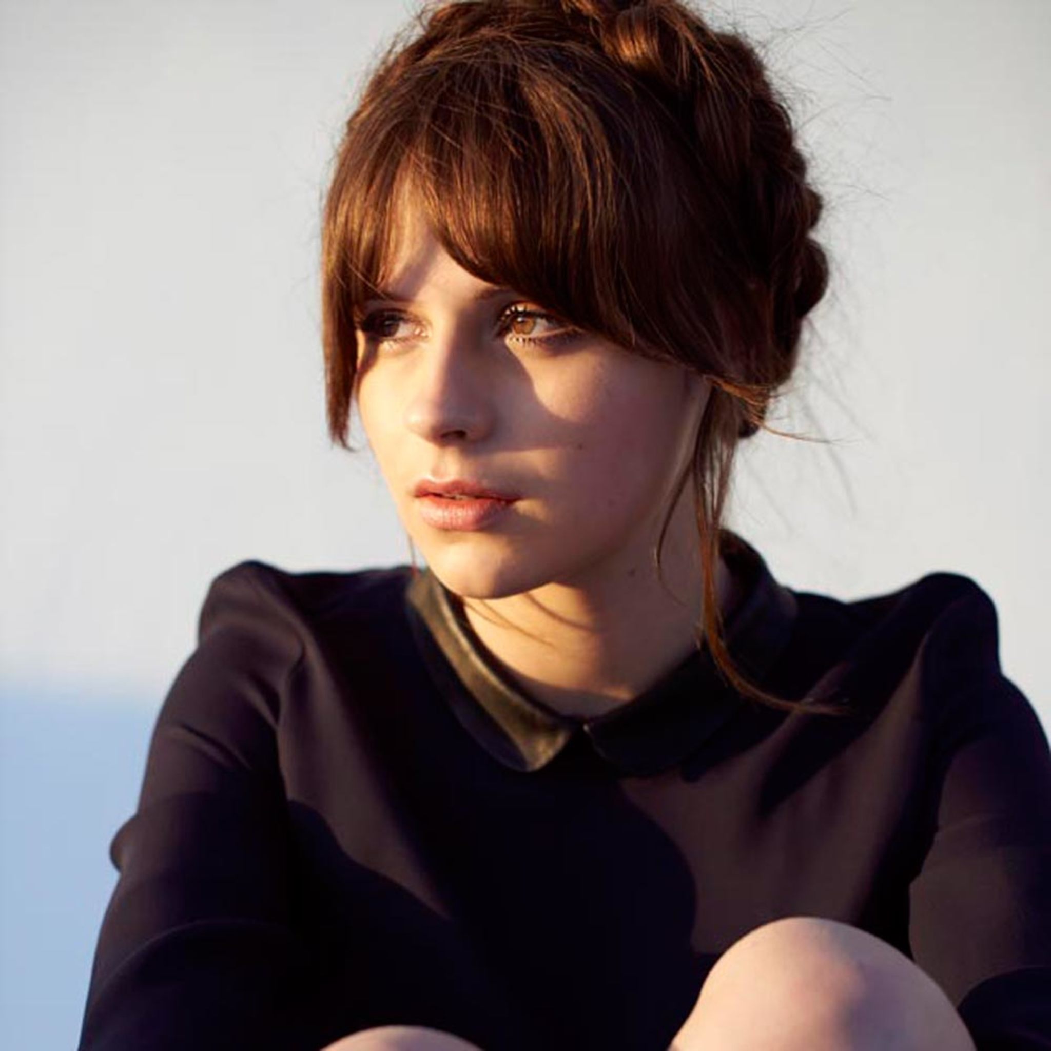 Gabrielle Aplin Hair